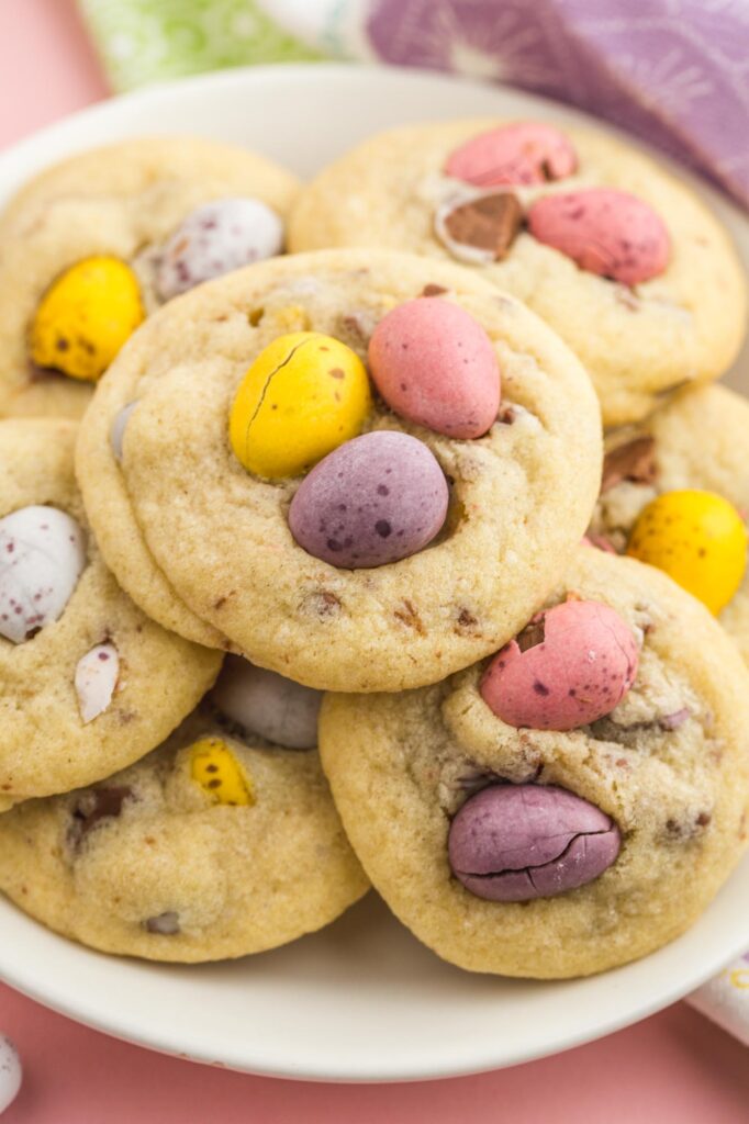 Cadbury Mini Egg Cookies for Easter - Fun Cookie Recipes