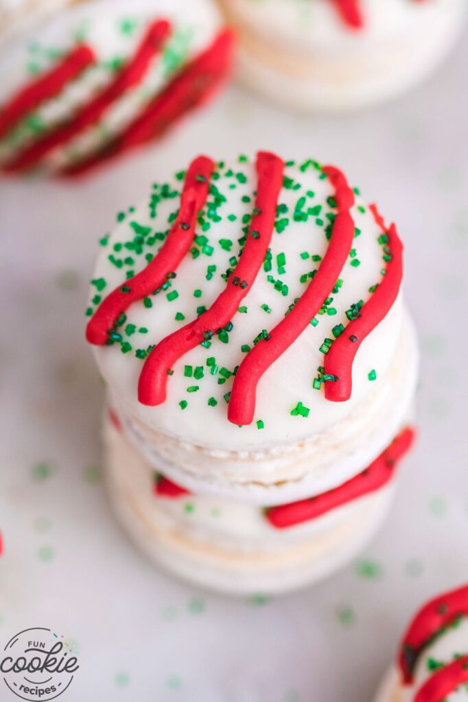 Christmas Tree Cake Macarons Recipe - Fun Cookie Recipes