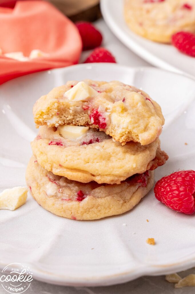 Raspberry White Chocolate Cookies - Fun Cookie Recipes