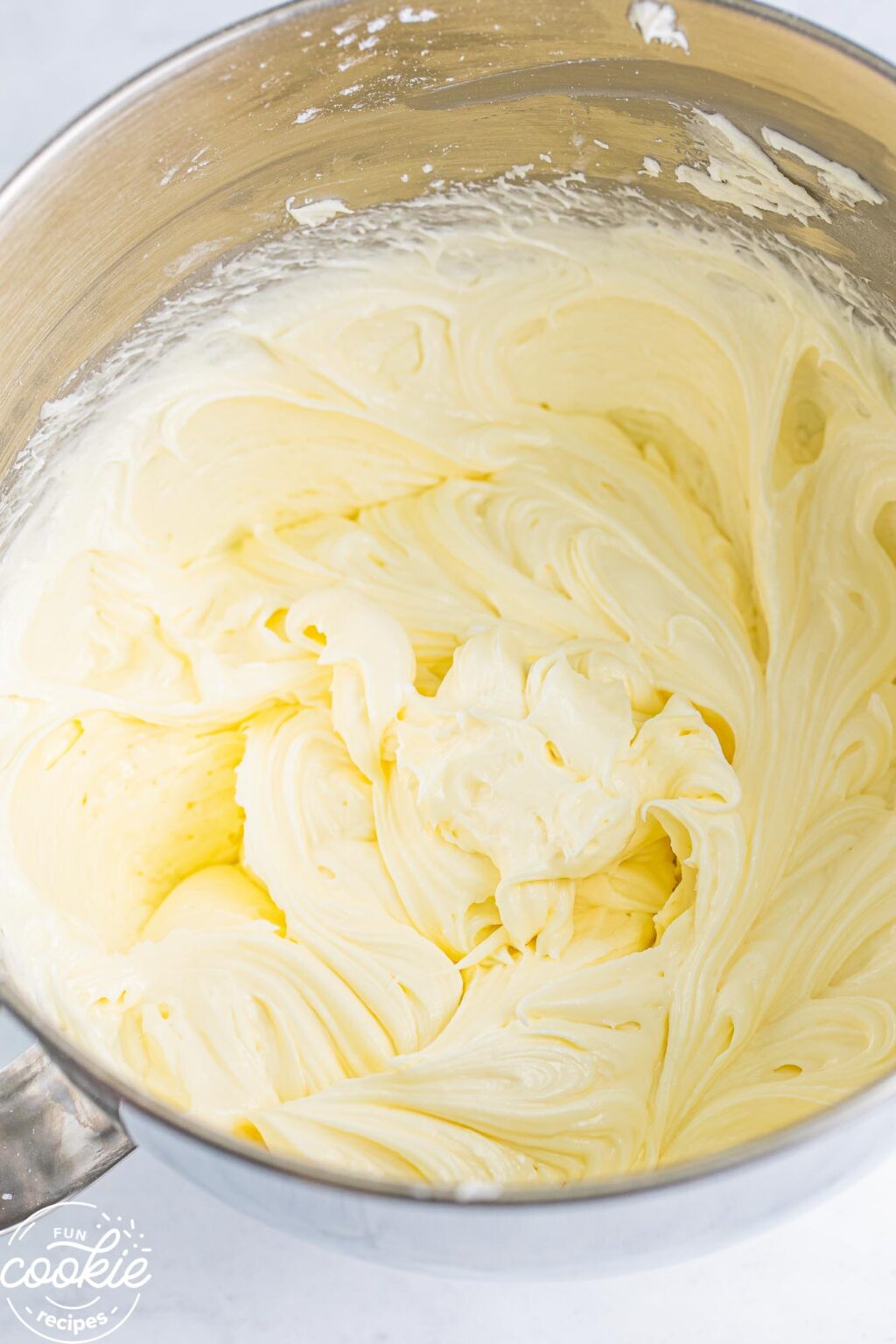 Crumbl Vanilla Crumb Cake With Golden Oreo - Fun Cookie Recipes