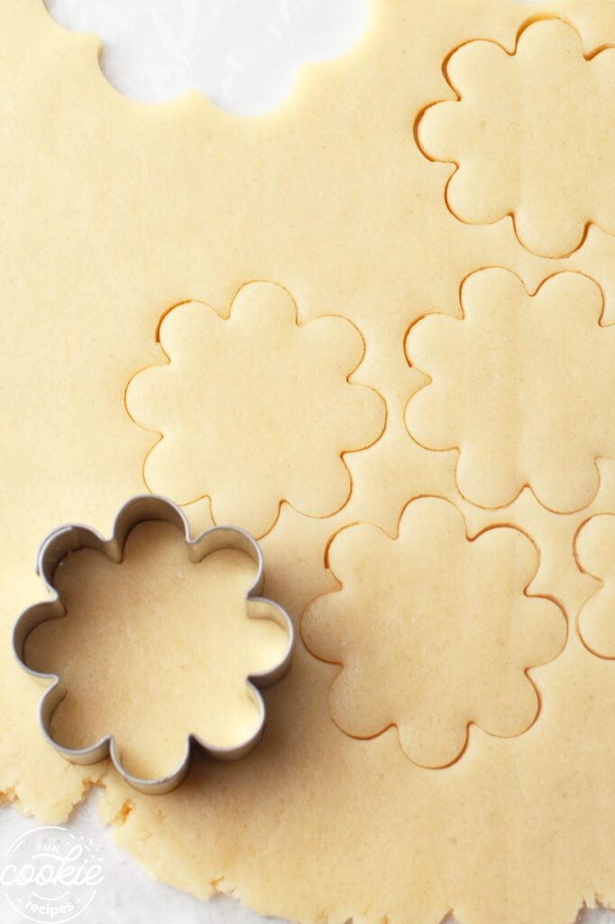 Flower Cookies Decorated with Buttercream - Fun Cookie Recipes